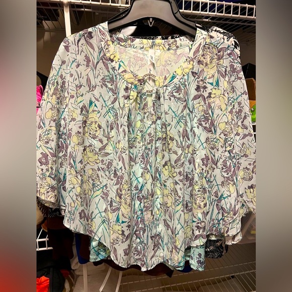 NY Collection | Tops | Ny Collection Blouse L | Poshmark